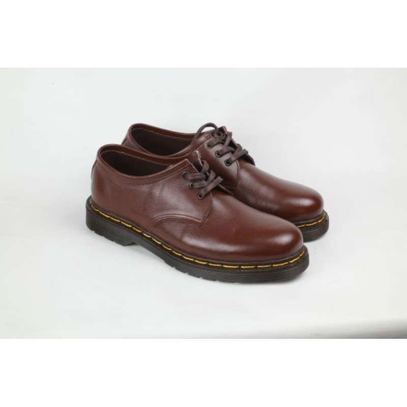 Sepatu Docmart Original - Harga Terbaru April 2026