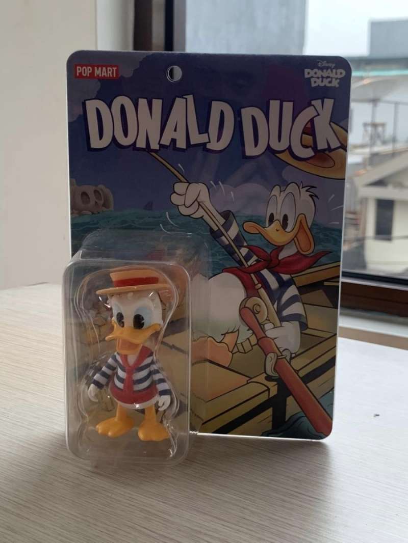 Jual Donald Duck Pop Mart Trendy Figure, Model Donald Hunter Di Seller ...