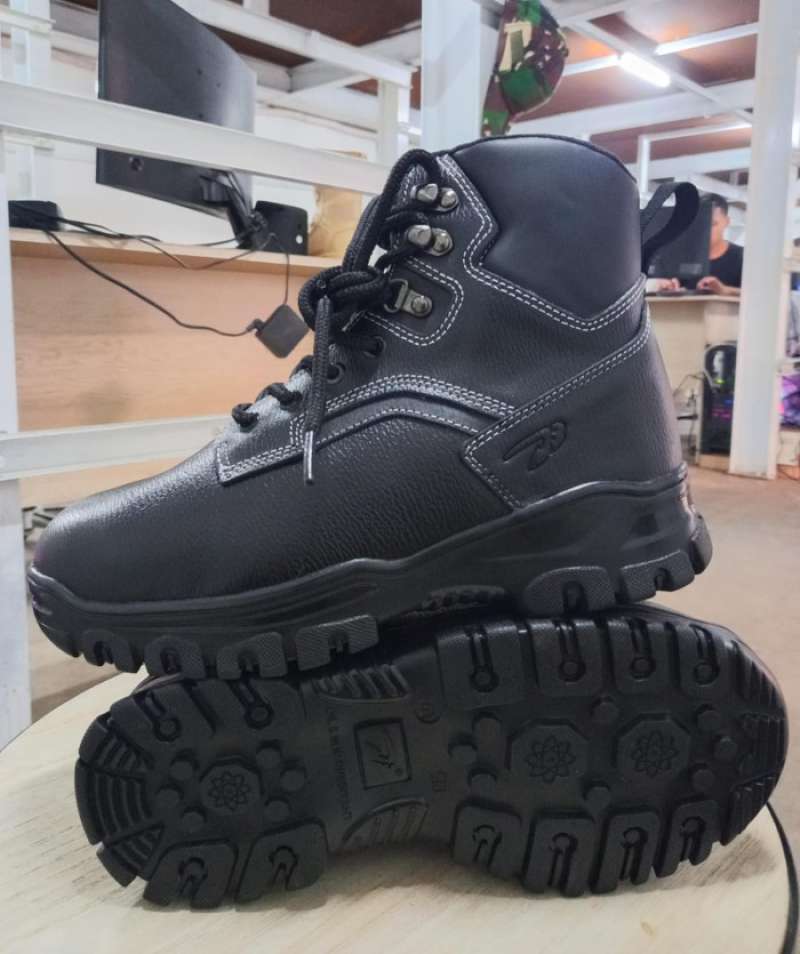 Promo Sepatu Safety Jbs Archiles / Sepatu Pengaman Ujung Besi Kulit ...