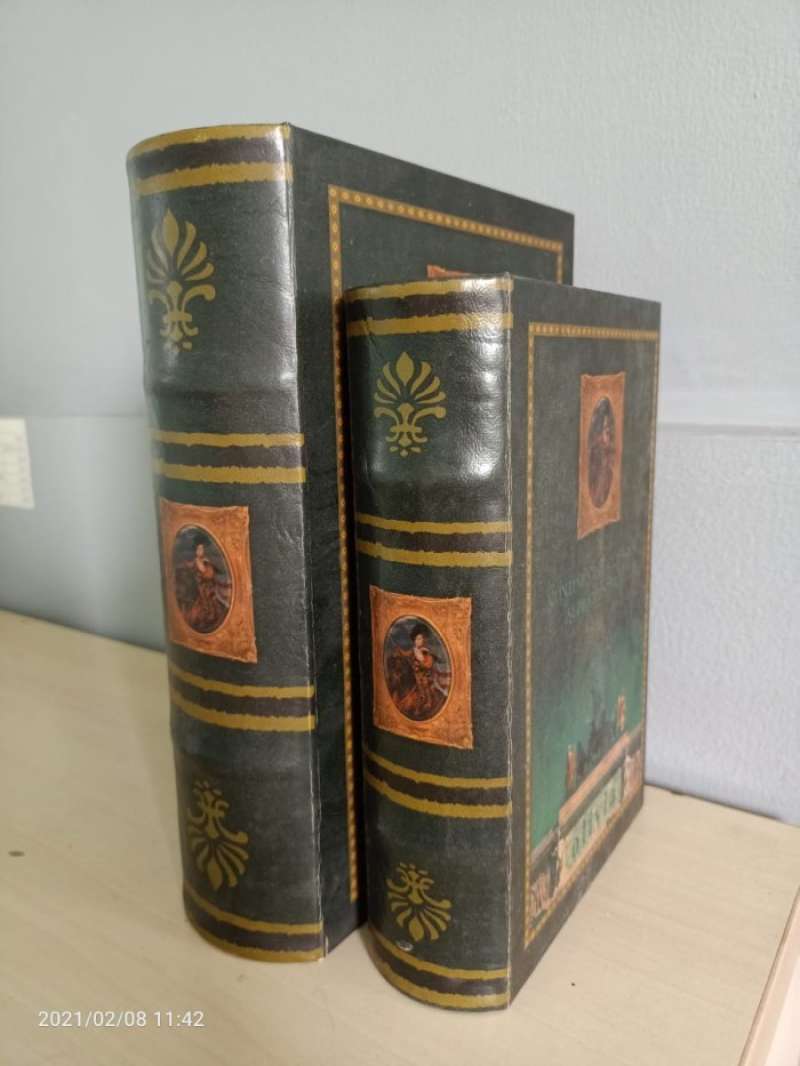 Jual Buku Pajangan / Dummy Book / Buku Palsu Gaya Klasik Modern ...