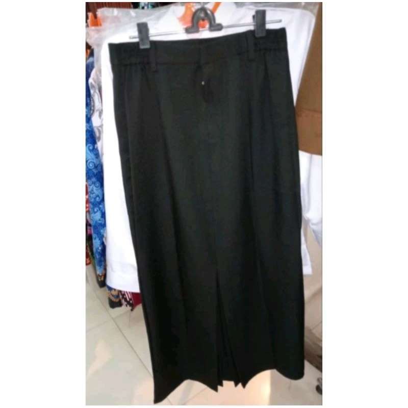 Jual Rok Dasar Kerja / Rok Kantor Di Seller Baju Dinas Shafirayeni ...