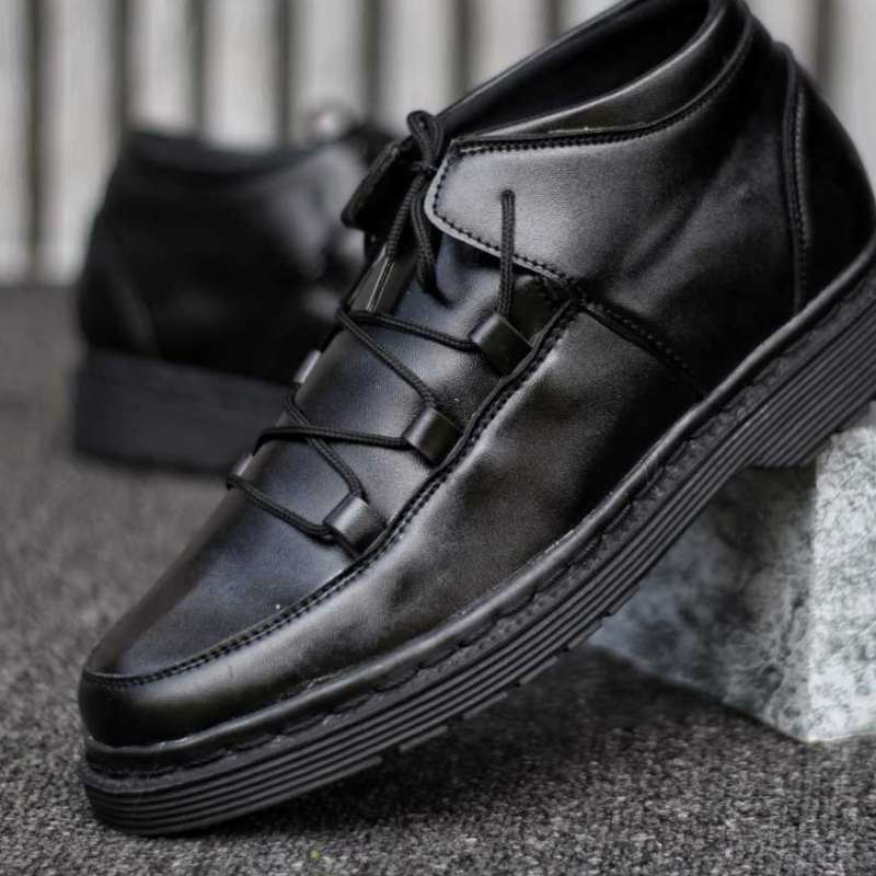 Promo Bossindo Sepatu Pantofel Boots Docmart Formal Hitam Kerja Diskon ...