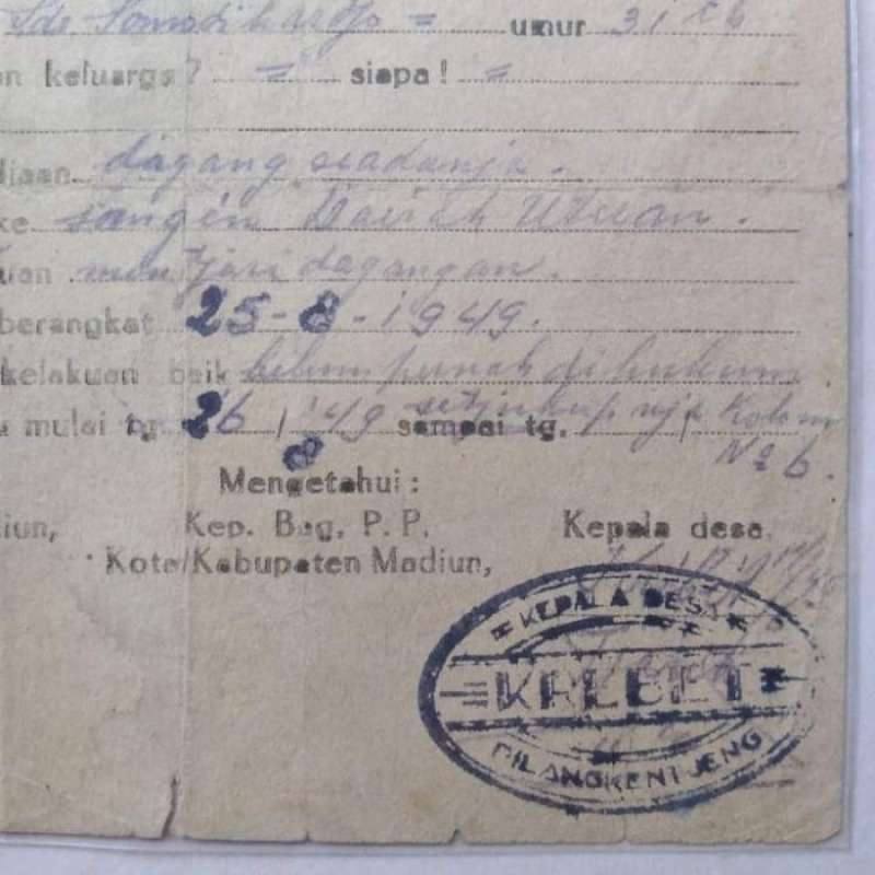 Jual Koleksi Dokumen Arsip Kuno Surat Keterangan Bepergian 1949 Madiun ...
