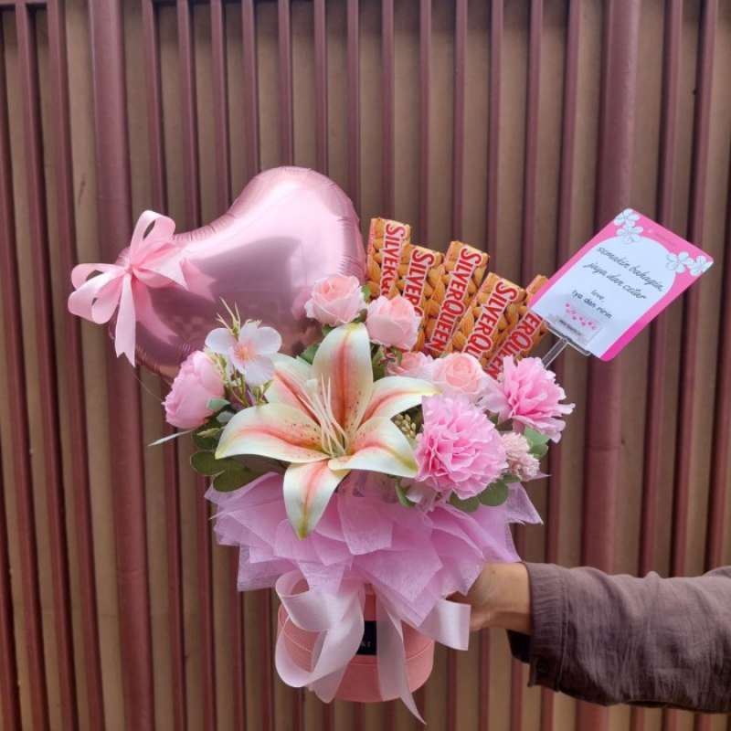 Jual Buket Balon Foil Bloom Box Bunga Medium + 5 Coklat Silverqueen ...