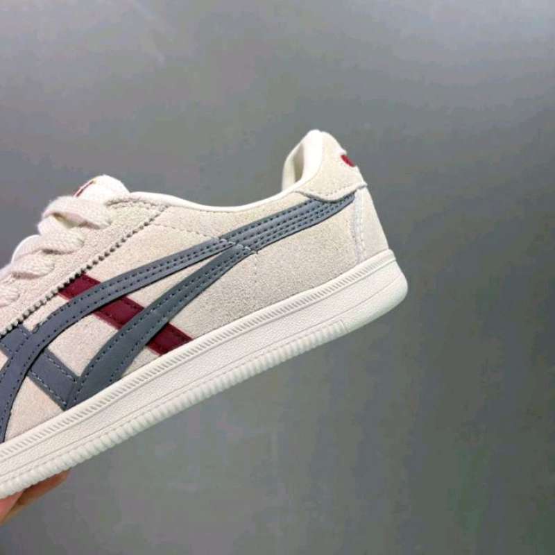 Promo Sepatu Onit Tokuten Cream Grey Red Bnib - 42 Diskon 50% Di Seller ...