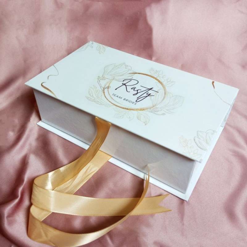 Jual Box Bridesmaid/kotak Hampers Seserahan/box Wedding/hard Box Custom Di Seller Raindrop ...