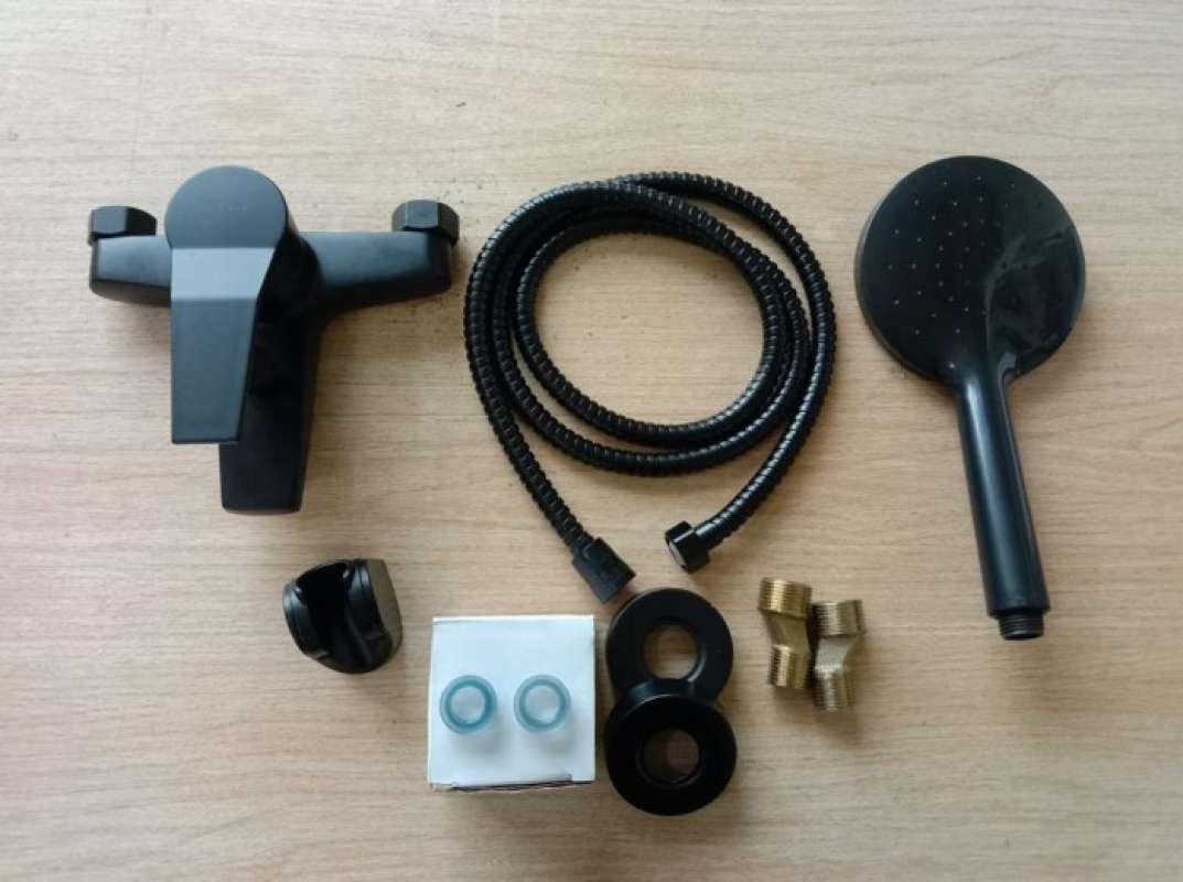 Jual Keran Mixer Panas Dingin Hitam / Kran Mixer Set Shower Minimalis ...