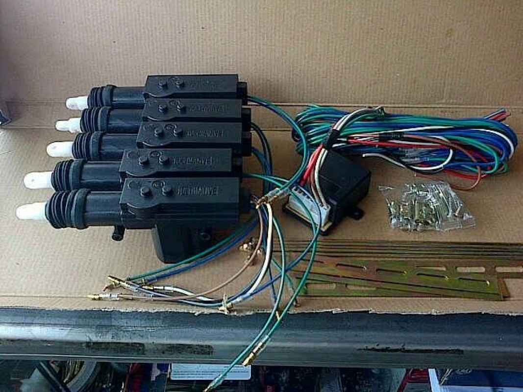 Promo Central Lock Mobil 5 Pintu Komplit Kabel Baru Diskon 37% Di ...