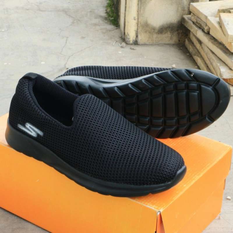 Jual Skechers Sepatu Slip On Pria Full Black - 40 Hitam Putih Di Seller ...
