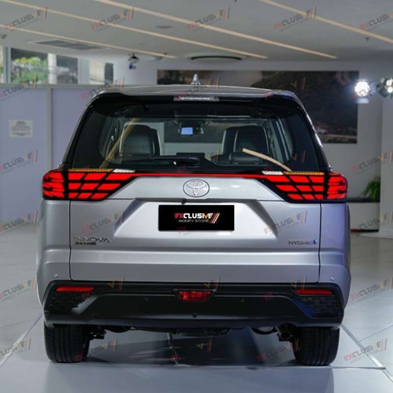 Jual New Model Stoplamp & Trunklid Toyota Innova Zenix (2022-up) Type V ...
