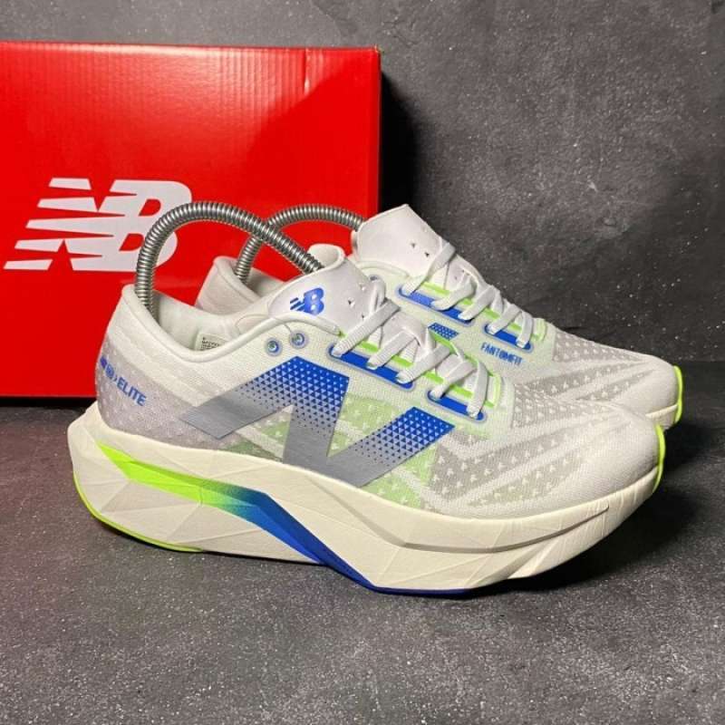 Promo Sepatu Runing Nb Fuellcell Sc Elite V4 White Blue - A, 39 Diskon ...
