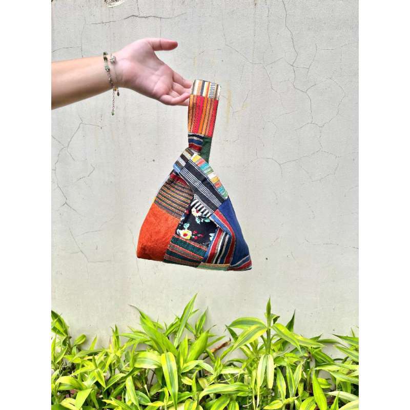 Jual Kriti Tas Knot Bag Tenun Lurik Di Seller Kriti By Lusy Rachmat ...