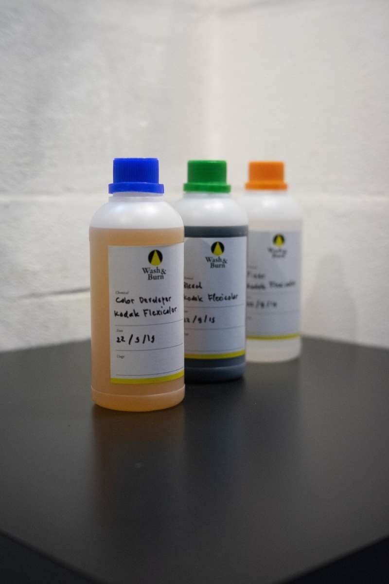 Jual C-41 Developing Kit Kodak Flexicolor Color Developer-bleach-fixer ...