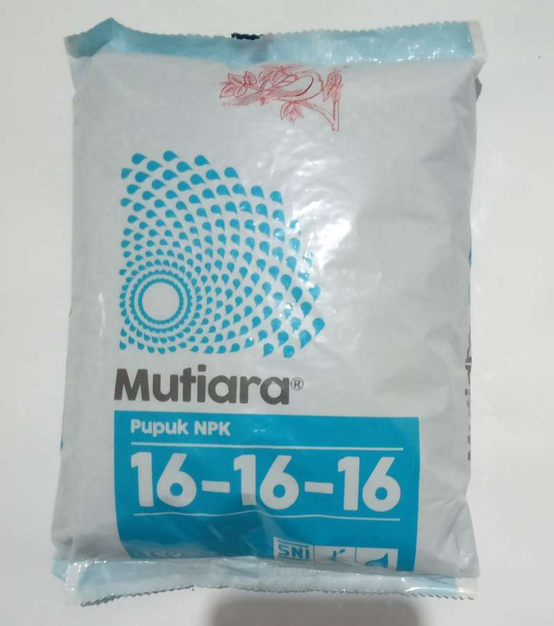 Jual Npk Mutiara Pupuk Npk 16-16-16 Kemasan Asli 1 Kg Di Seller Antafunnyfarm - Antapani Tengah ...