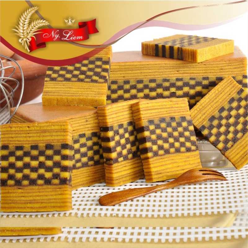 Jual Lapis Legit Tikar Ny. Liem 1/3 Loyang di Seller snomil.id - Mekar ...