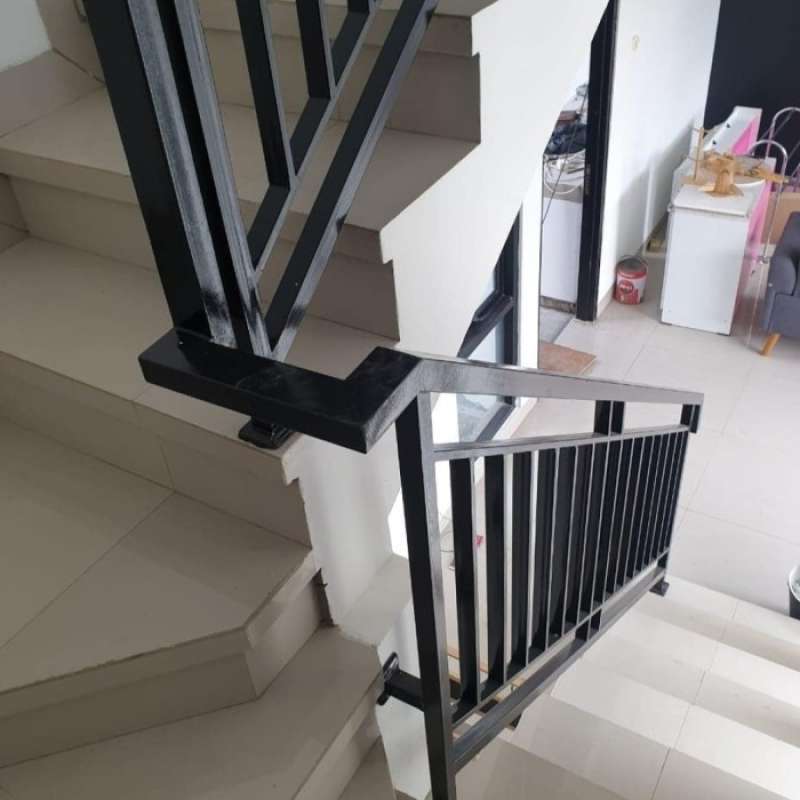 Promo Relling Tangga Besi Hollow Galvanis Relling Minimalis Diskon 6% ...