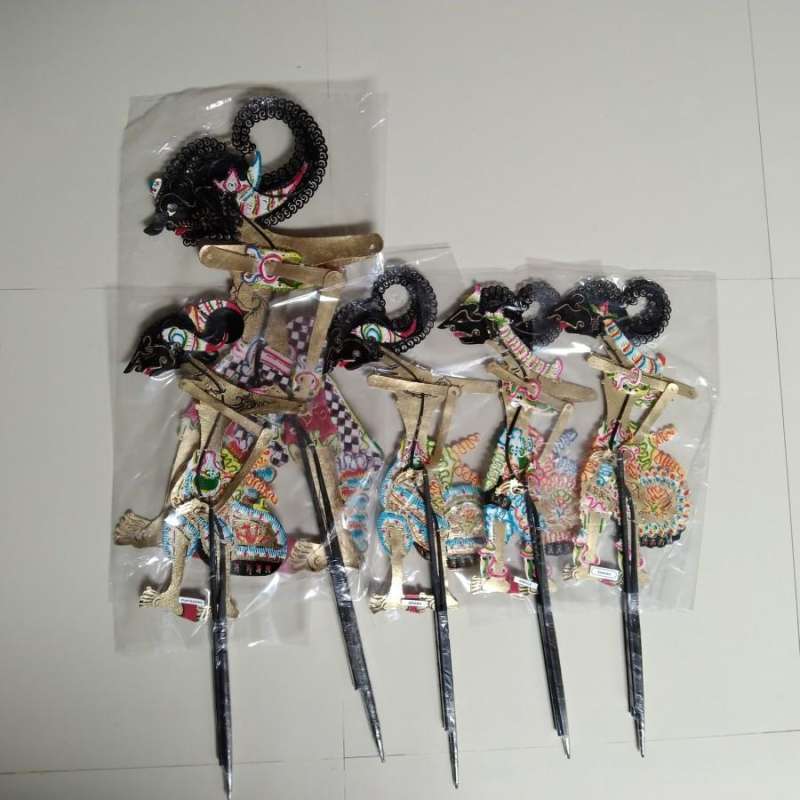 Jual Wayang Kulit Pendowo / Pandawa Lima ( 65 Cm) Dan Semar Di Seller ...