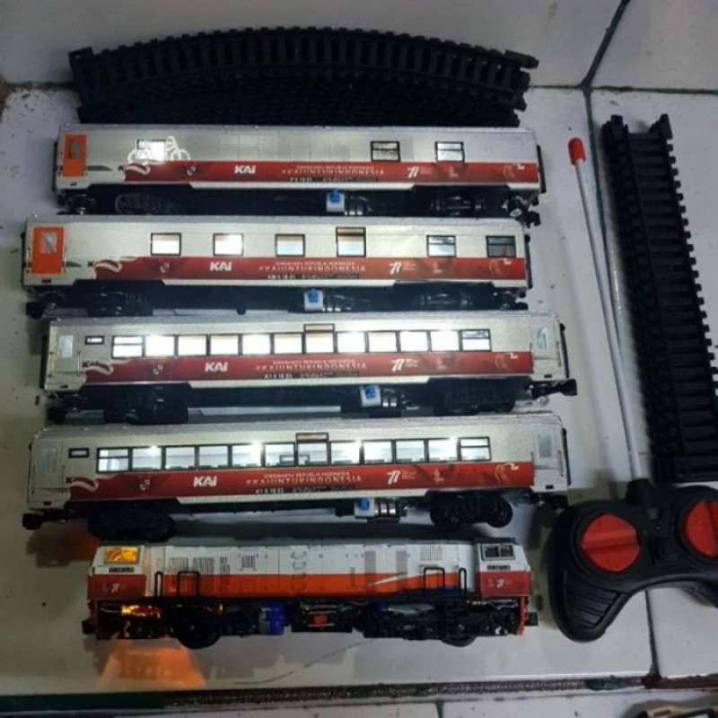 Promo Paket Rangkaian Murah Mainan Kereta Api Indonesia Rc,Kereta Api ... Promo Paket Rangkaian Murah Mainan Kereta Api Indonesia Rc,Kereta Api ...