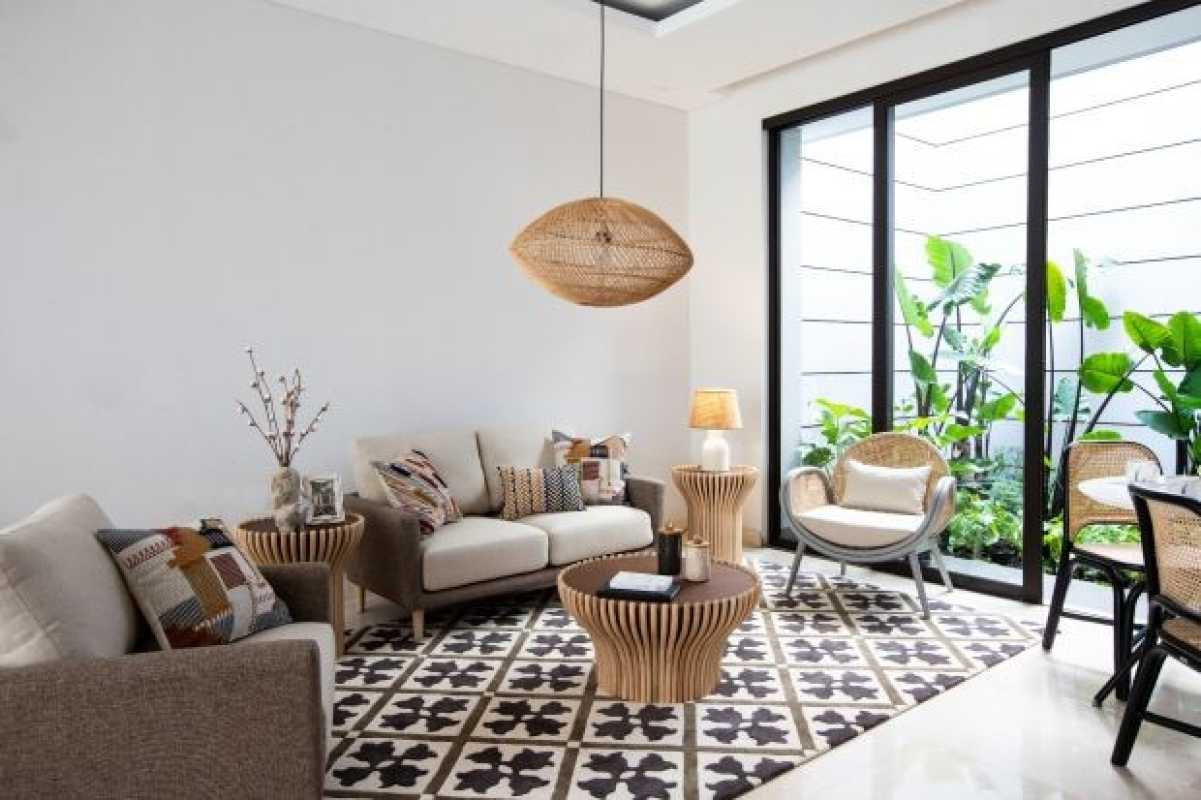 Promo Vivere Mekar Side Table - Meja Ruang Tamu Diskon 20% Di Seller Vivere Collection - Cibatu ...