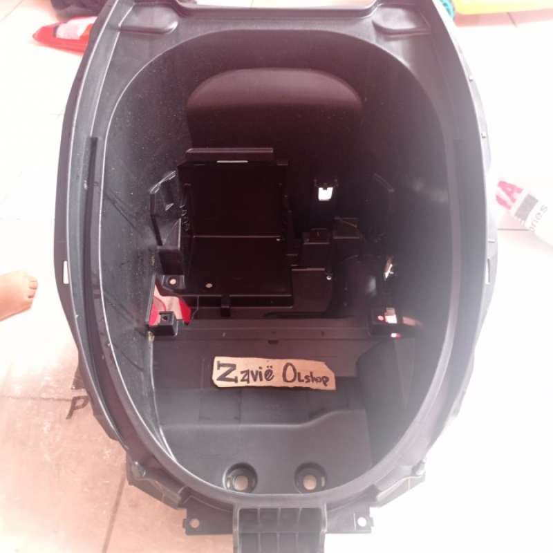 Promo Box Bagasi Yamaha Lexi 125 Original Ygp Diskon 23% Di Seller ...