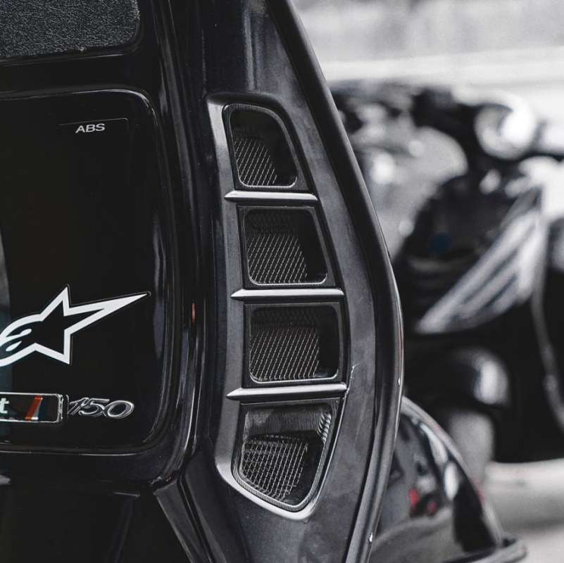 Jual Grill Glove Box Air Inlet Cnc Luigy Red Merah Vespa Gts Gtv Gtl di ...