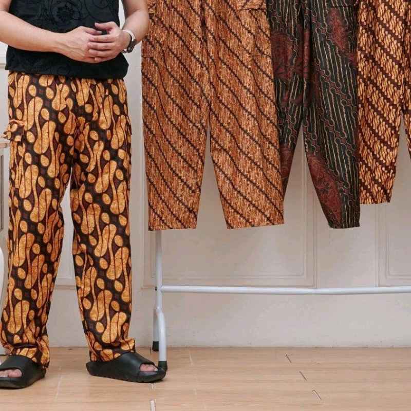 Promo Celana Boim Unggul Jaya Batik Pria Remaja Pendek Celana Santai ...