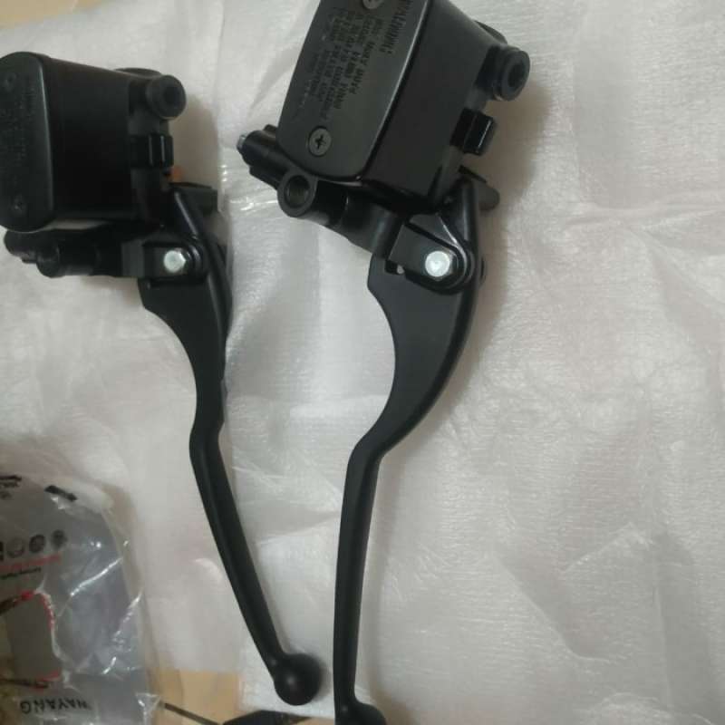 Jual Master Rem Yamaha R25 Original Di Seller Terpercaya Shop - Harapan ...