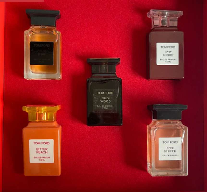 Promo Tom Ford 5 In 1 Miniature // Tfs Diskon 65% Di Seller Parfum ...
