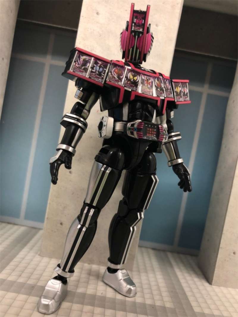 Jual So-do Kamen Rider Saber Book5 - Masked Rider Decade Complete Form ...