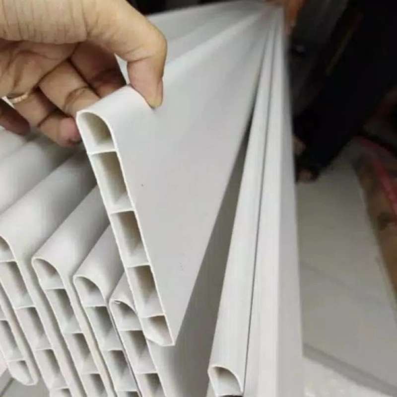 Promo plint pvc/ list plank pvc isi 2.4 meter per batang Diskon 23% di ...