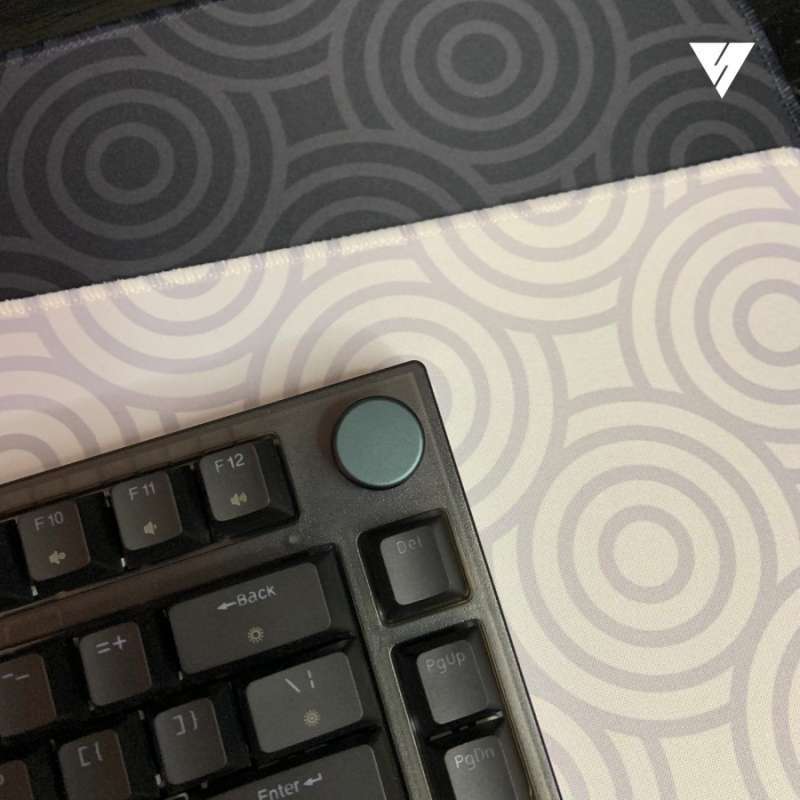 Jual Vortexseries Infinite Loop Speed Deskmat Mousepad - Hitam Di ...