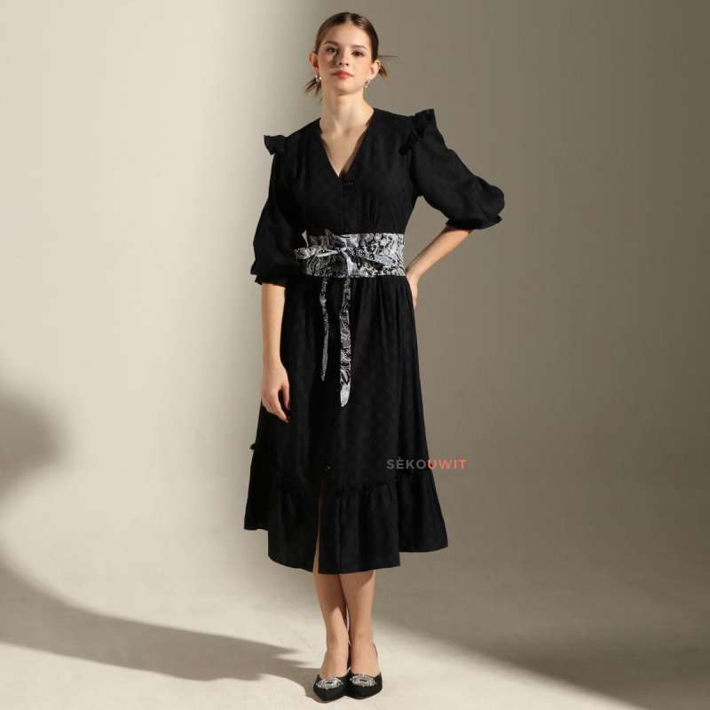 Jual Seruni Midi Dress Dobby Tenun Batik / Gaun Panjang Sebetis ...