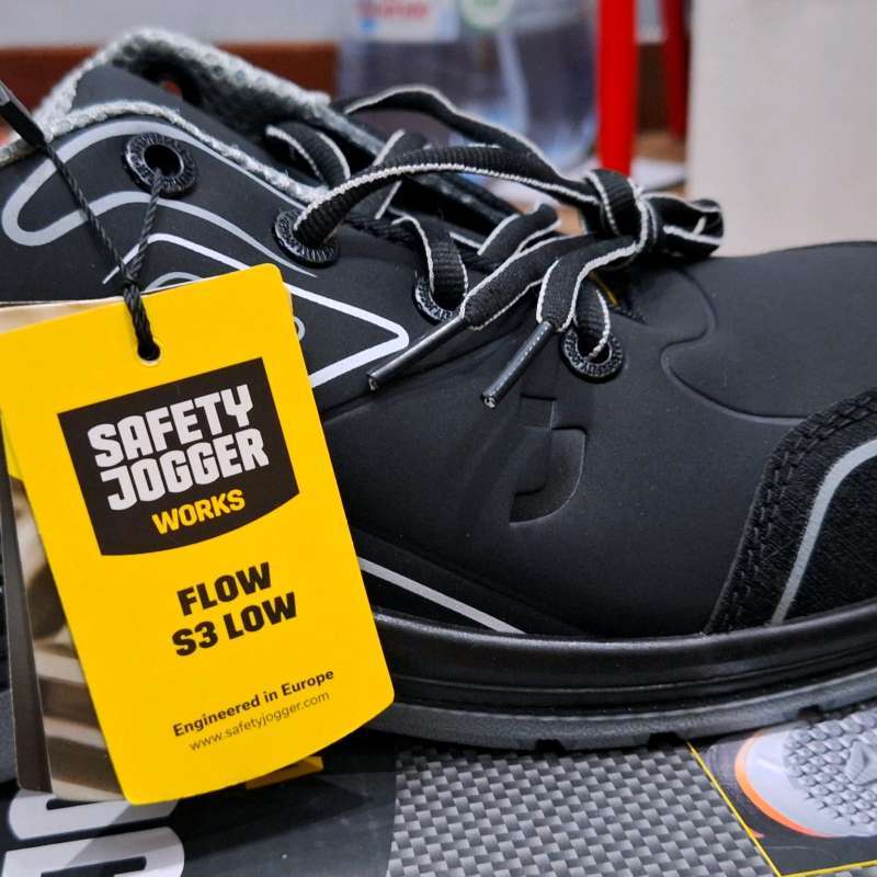 Jual Sepatu Safety Jogger Flow S3 Low - Uk 43 Di Seller Tokonya Zaki ...