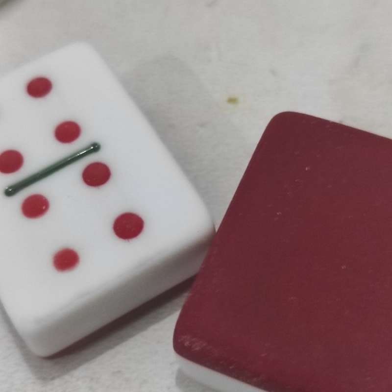 Jual Set Alat Game Permainan Kartu Batu Balok Domino Gaple Mahjong Di ...