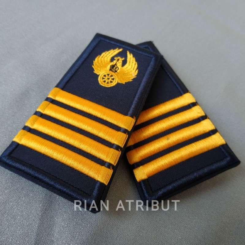 Jual Pangkat Kai / Pangkat Kereta Api / Pangkat Masinis Di Seller Zati ...