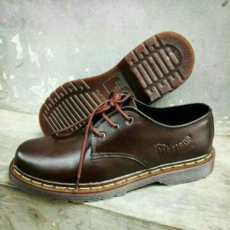 Sepatu Docmart Original - Harga Terbaru April 2026