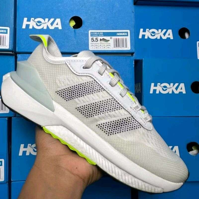 Jual Adidas Avryn Running For Womens Original Bnib (ig2353) - 38 Di ...