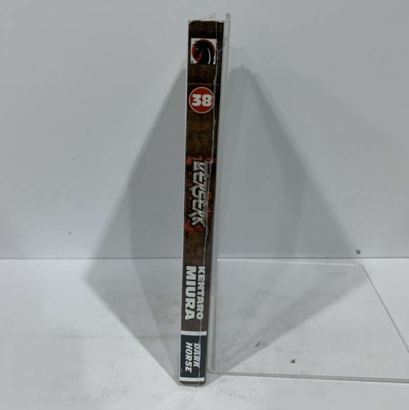 Promo Berserk Vol 38 Kentaro Miura Dark Horse Komik English Manga ...