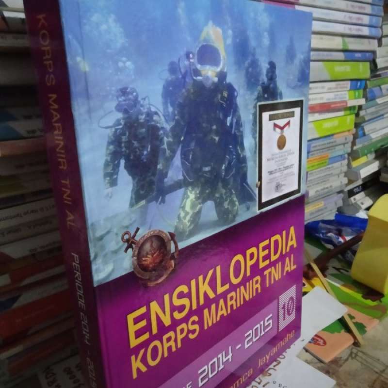 Jual Ensiklopedia Korps Marinir Tni Al Buku Pengetahuan Di Seller Rumix ...