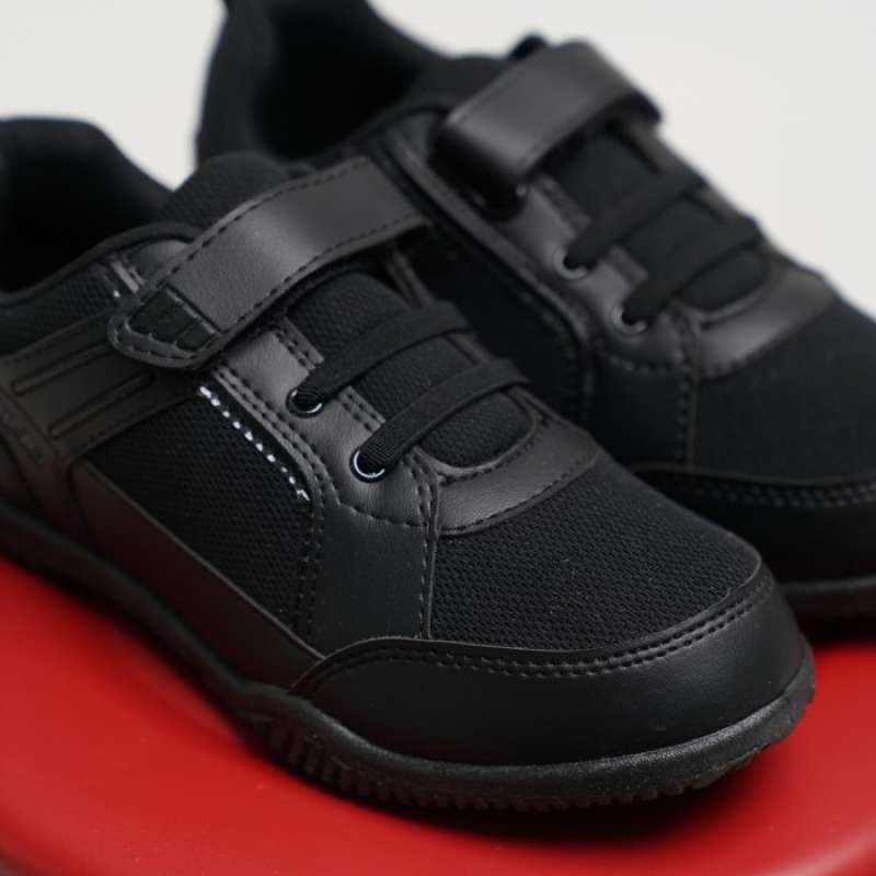 Jual Gabino Sepatu Anak Sekolah Arturo Black - G3bb4403 - 27 Black Di ...