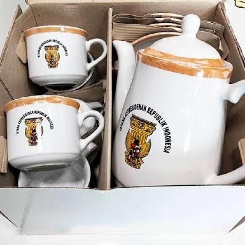 Jual Satu Set Teko Dan Cangkir Logo Istana Presiden Ri Di Seller Sentry ...
