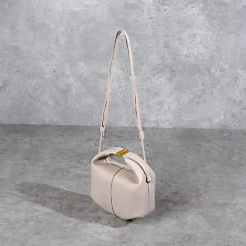 Promo Tas Polene Beri Texture Leather Taupe Shoulder Bag 100% Original ...