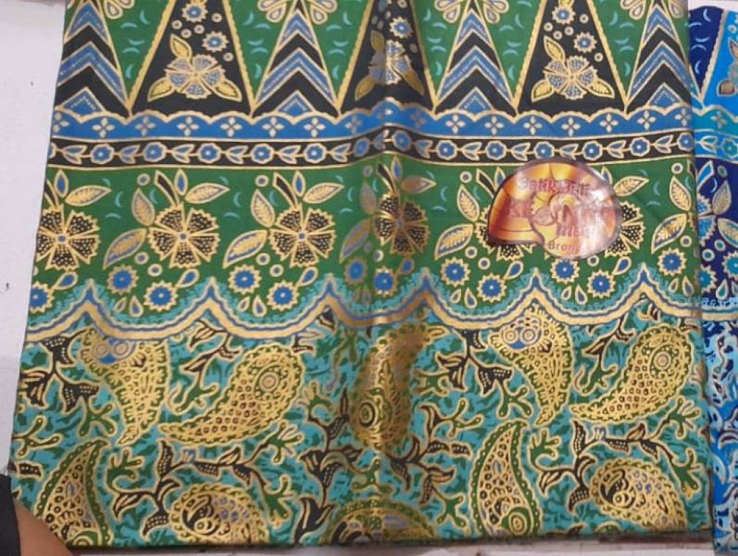 Jual Kain Kamen Batik Halus Bali Motif Keong Lembaran - Hijau Di Seller ...