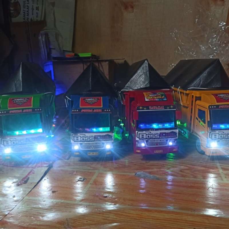 Promo Miniatur Truk Kayu / Truk Oleng / Mainan Truk Kayu / Mobilan Kayu ... Promo Miniatur Truk Kayu / Truk Oleng / Mainan Truk Kayu / Mobilan Kayu ...