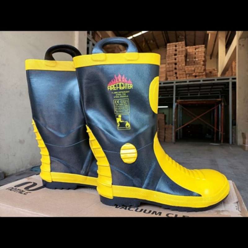 Promo Sepatu Pemadam Firefighter / Fire Ragger Model Harvik - Fire Boot ...