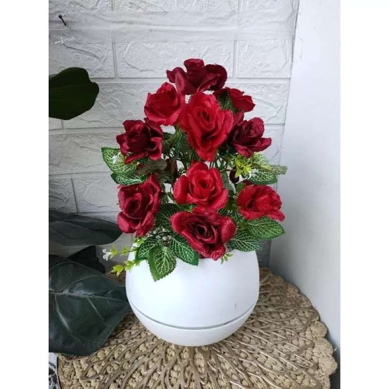 Promo Rangkaian Mawar Rose Sintetis Vas Plastik Bunga Hiasan Meja ...