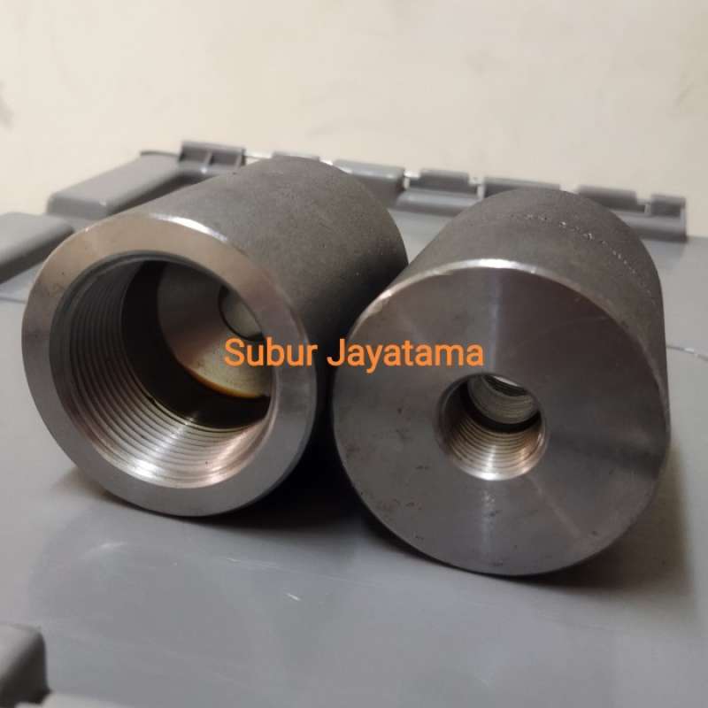 Promo Reducer / Oversock Coupling Besi A105 3000 Psi NPT 1 1/2 x 1/2 ...