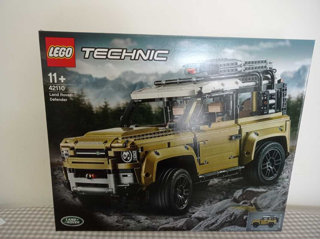 Jual [Bad Box] LEGO 42110 Land Rover Defender di Seller Sven & Finn Official Store - Kembangan ...