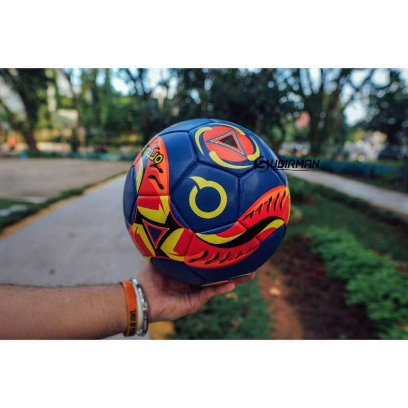 Jual Bola Kaki Ortuseight Rise FB Competition Ball Original !! di ...