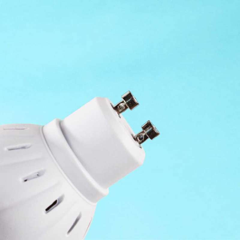 Jual Wenni Lampu Bohlam Led Spotlight 2835 Smd 999 Lumens 180degree 9w ...